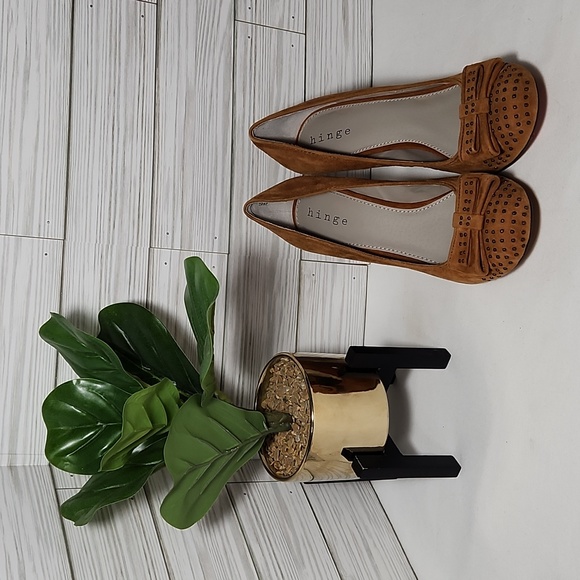 hinge | Shoes | New Hinge Rusty Suede Wbow Toes Wrivets Chunky 35 In ...